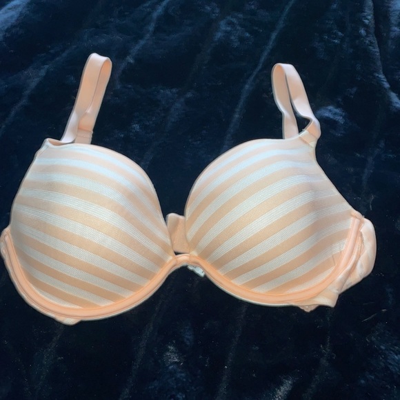 Maidenform | Intimates & Sleepwear | Lilyette By Maidenform 4c Bra W ...